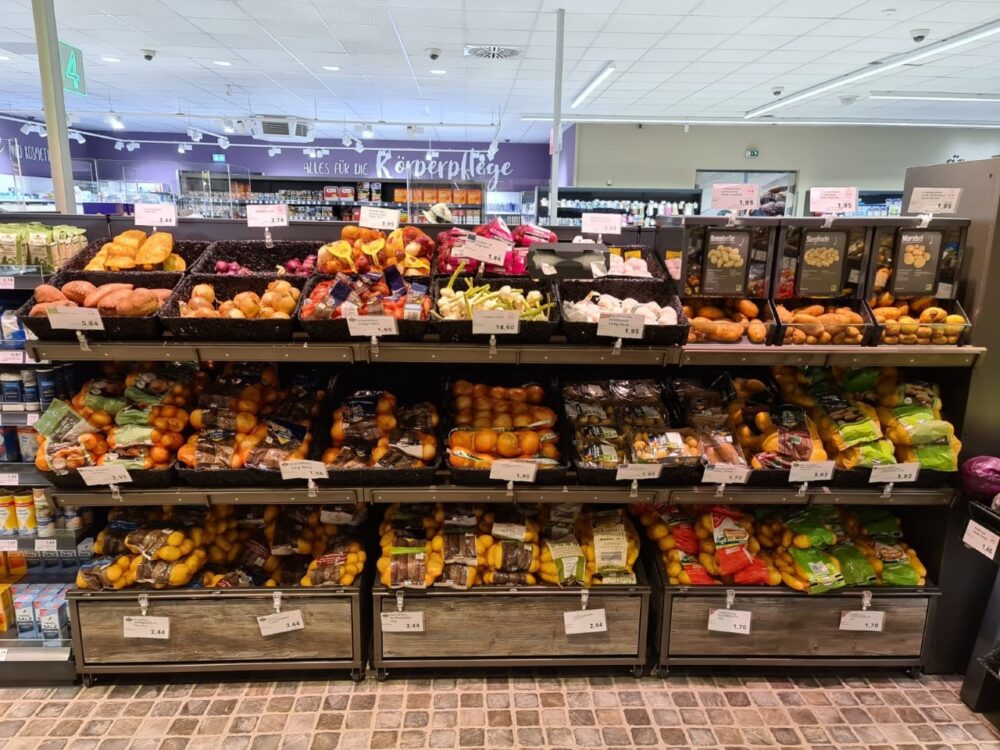 Merchandising – California Trays